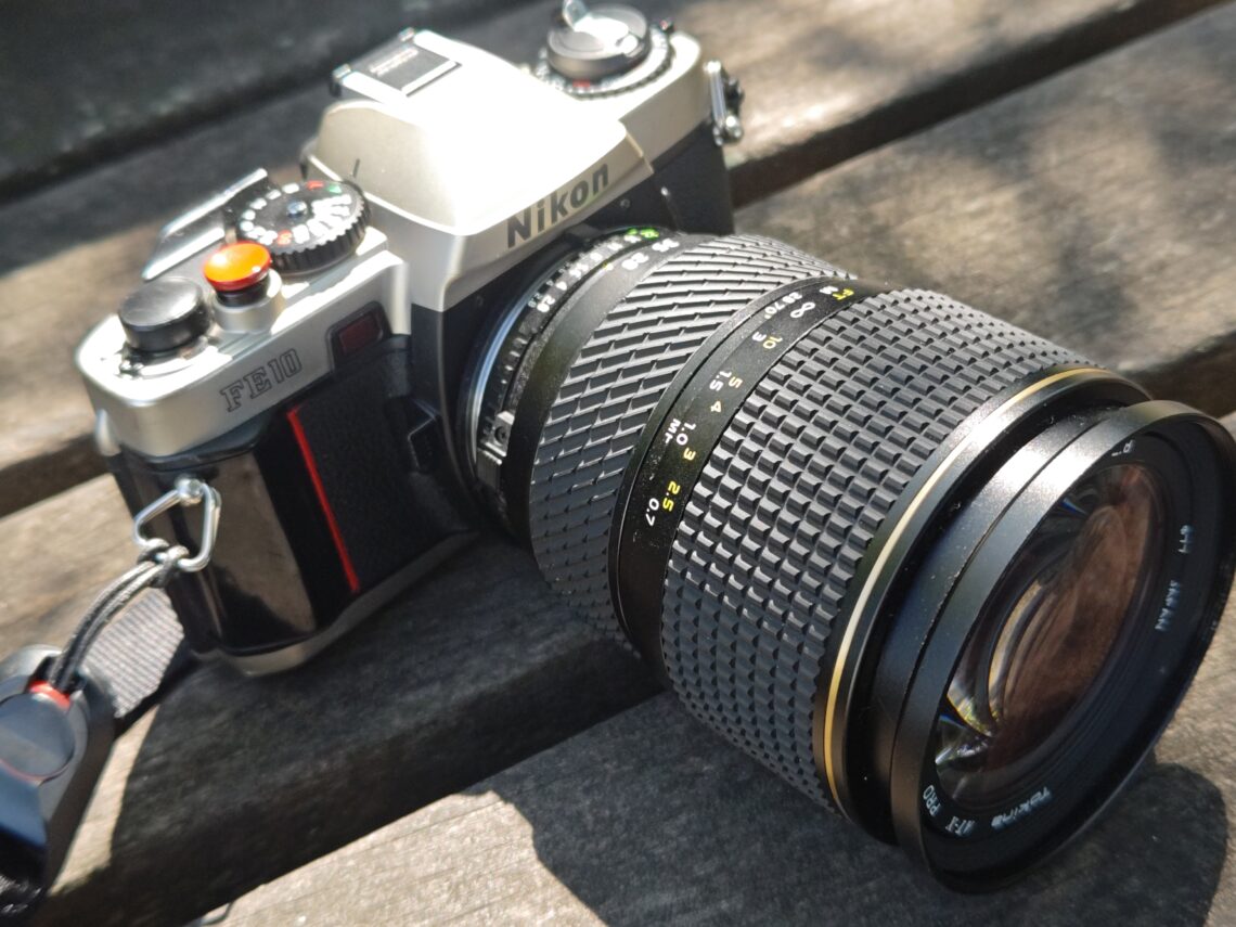 Fマウントレンズを安価に楽しめるMFカメラ【Nikon FE10】 - PHOTOWALK~写真やカメラの話~